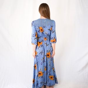 Jaase | Dresses | Jaase Harlow Floral Print Blue Indiana Maxi Dress ...